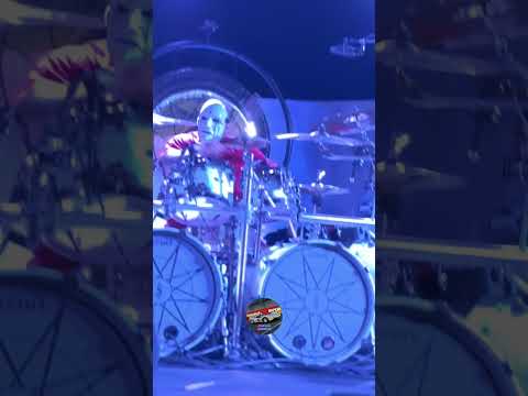Here's What Slipknot Sounded Like at First Show With New Drummer ...