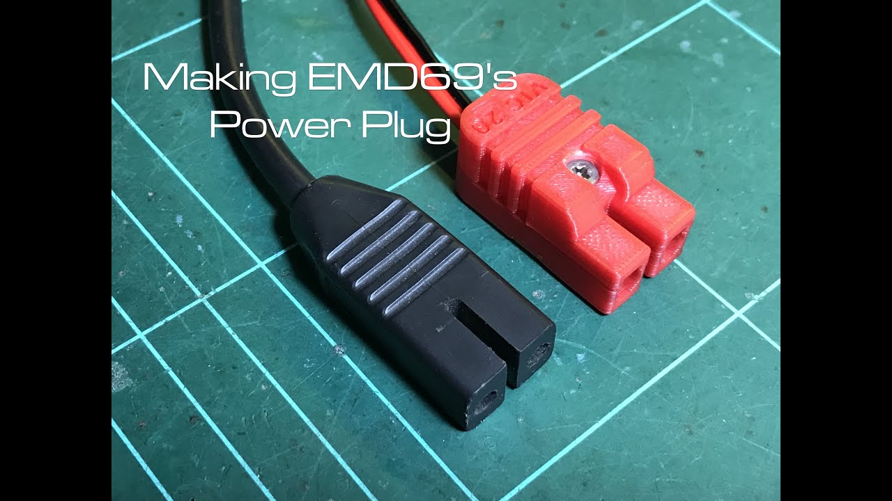 🇮🇹 Commodore VIC-20: Making EMD69's new power plug [TCE #0015]