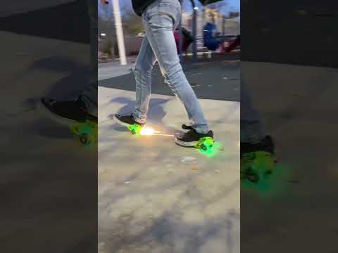 Skates that spark fire????#skate