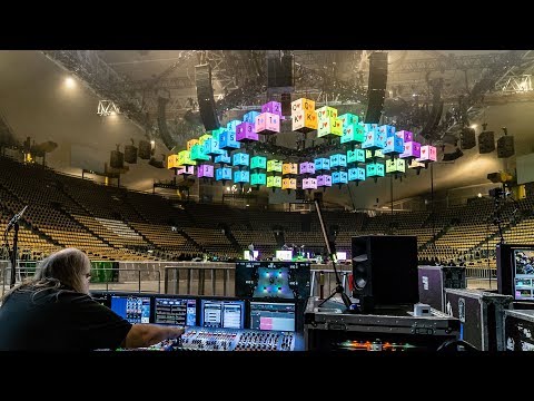 METALLICA: Behind-The-Scenes Look At ‘WorldWired’ Stage Production And ...
