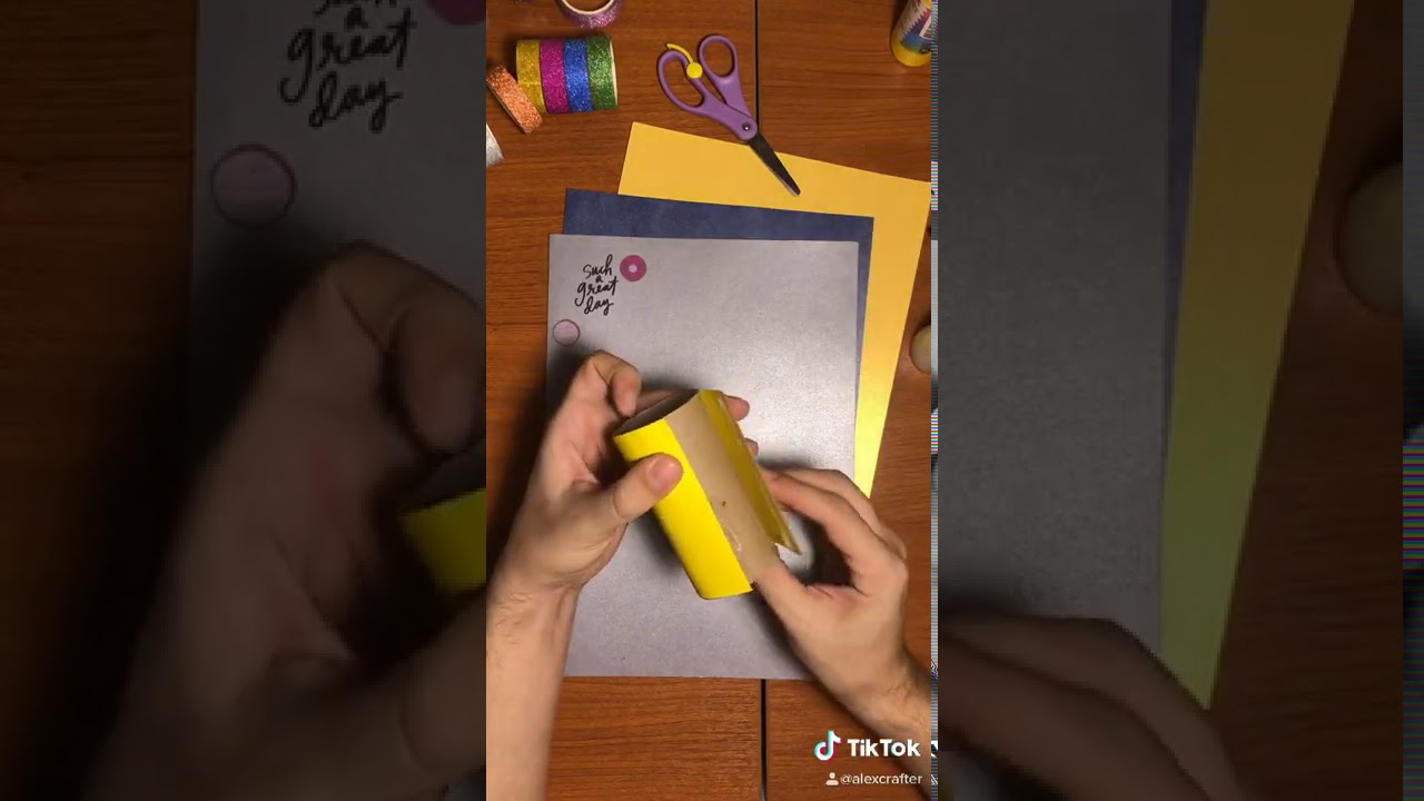 Porta lapices con papel higiénico