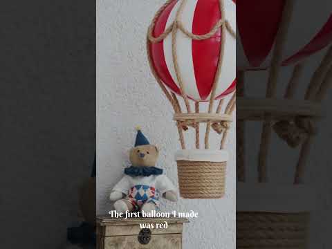 ❤️red #nurserydecor #interiordesign #nurserydesign #kidsroom #hotairballoon