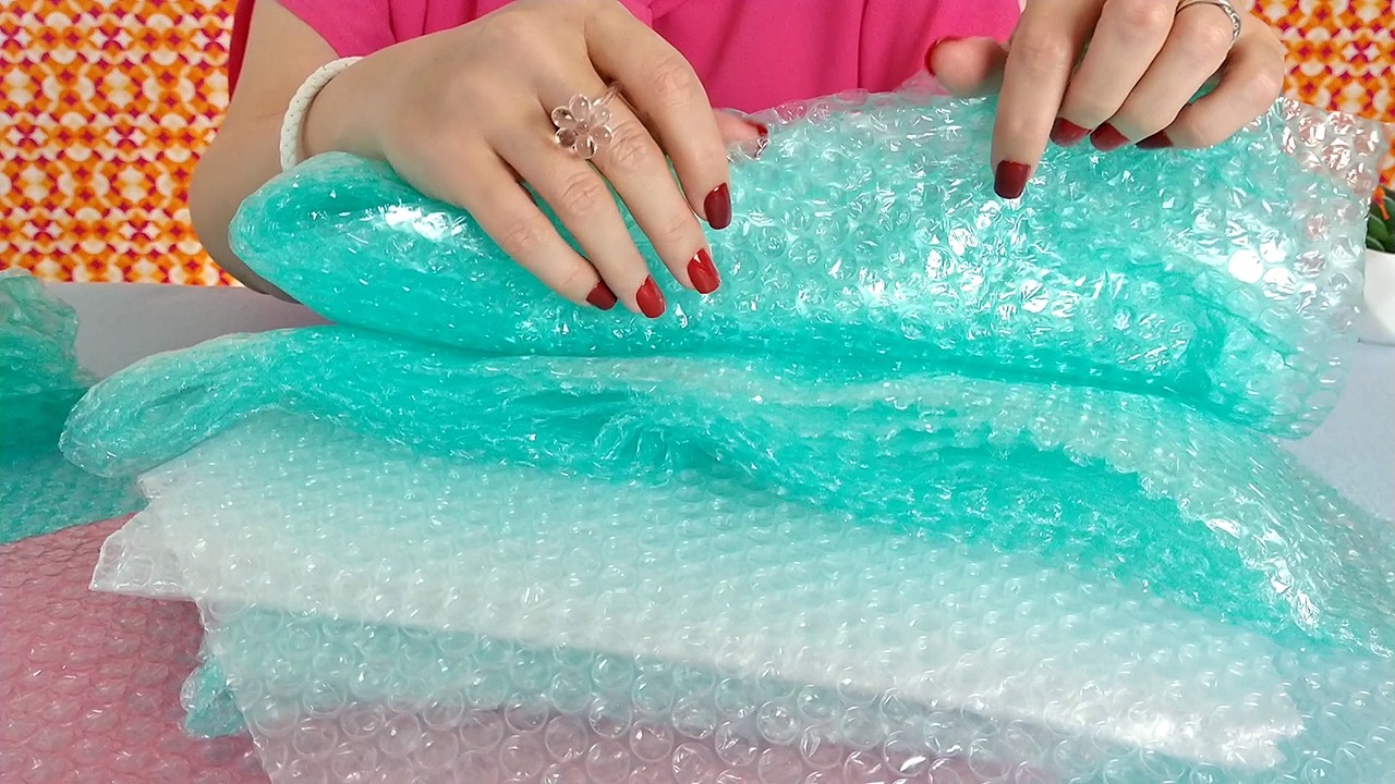 ASMR Sorting the Crinkliest Bubble Wrap (Rolling, Folding) ✨• No Talking