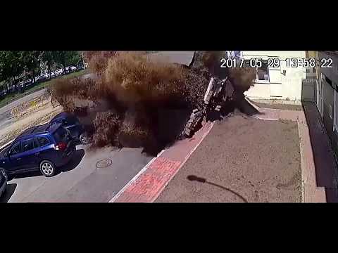 Watch an Insane Water Main Explosion in Ukraine