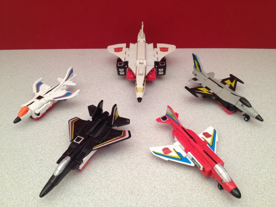 TRANSFORMERS AERIALBOTS - G1 SUPERION COMBINER VIDEO TOY REVIEW