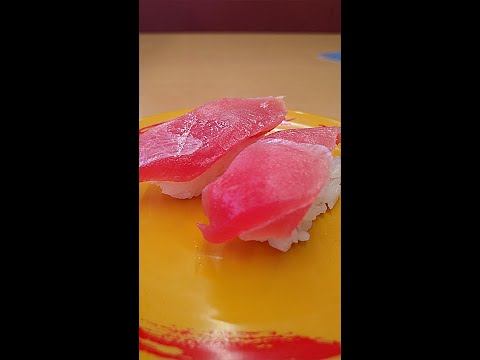 Trying Conveyor Belt Sushi in Japan #shorts