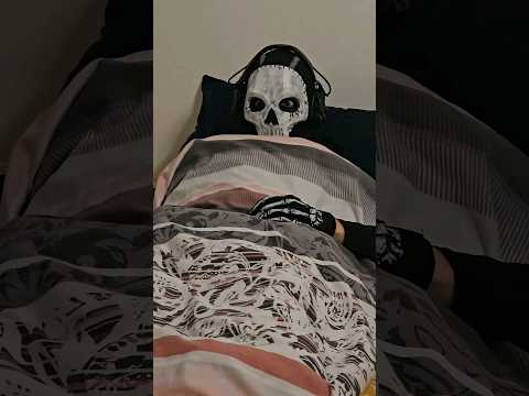 DONT BREAK MY DOOR DOWN #cosplay #callofduty #cod #ghost #simonghostriley #fyp #funny