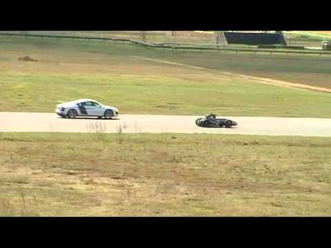 Formula Student vs. R8