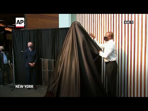 Statue of Ruth Bader Ginsburg unveiled in NYC
