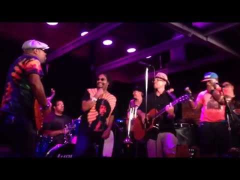The New Vibe with Michael Witt - Hey Ya! at Soho - Feed the Funk