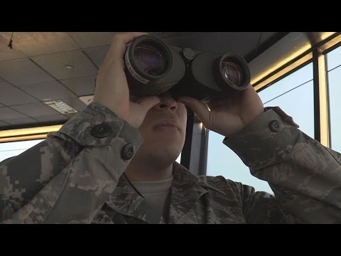 Army air traffic controller describes his work