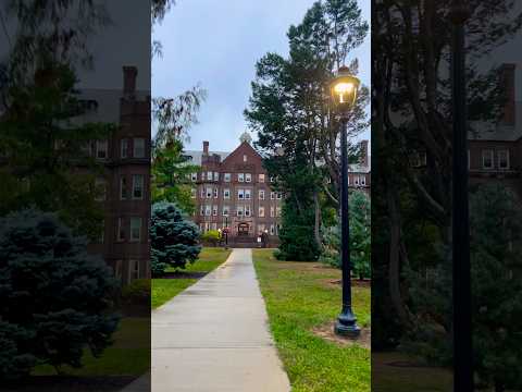Tour inside Vassar college Poughkeepsie #newyork #ladygaga