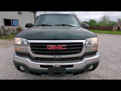 2005 GMC Sierra 2500HD 6.0L 4wd (green) -We Ship Nationwide