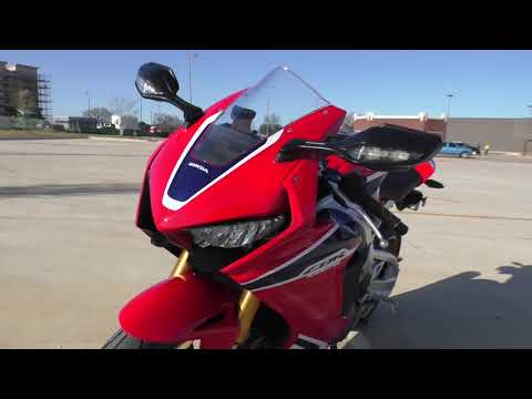 000145 - 2017 Honda CBR1000RR SP1