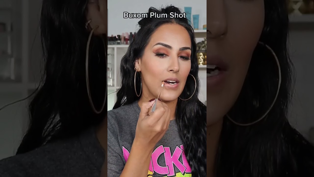 I got to try this Buxon Plum Shot Plumper #lipplumper #buxomcosmetics #shorts #makeup #review