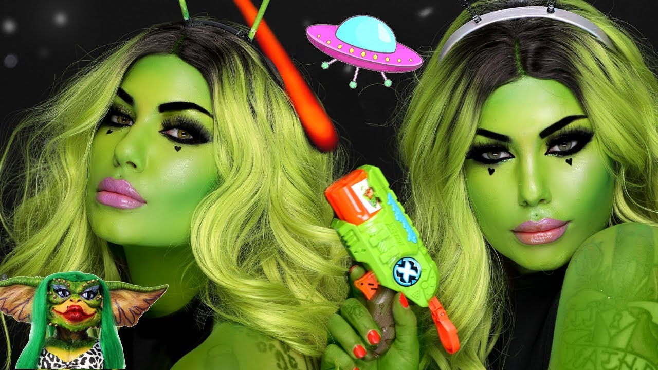 👽 ALIEN HALLOWEEN 🎃 or real talk, Greta the gremlin.Easy Halloween Makeup Tutorial | Bailey Sarian