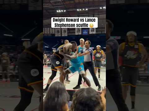 Dwight & Lance went at it in BIG3 😬 (via harrington1313/IG)