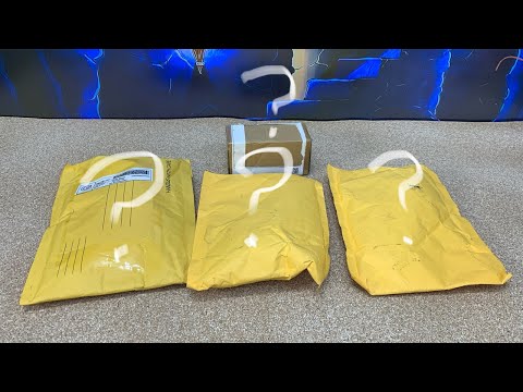 What’s in the packages???? Found some unopened packages - He-Man and the Masters of the Universe
