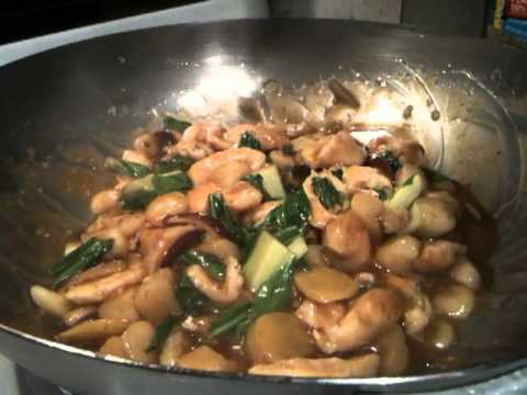 Moo Goo Gai Pan