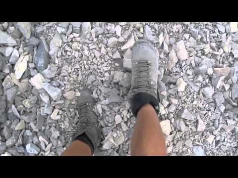 How to descent steep scree 1