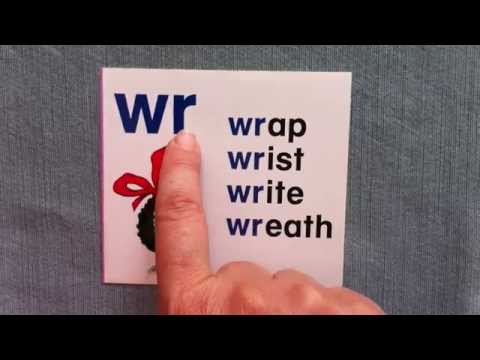 Basic English words with "wr" such as wrap, wreath,