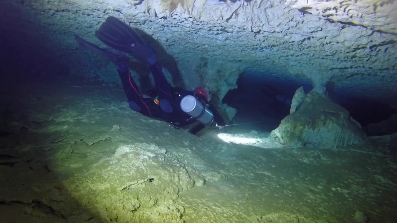 Side Mount Technical Cave Diving | Pluto Dive