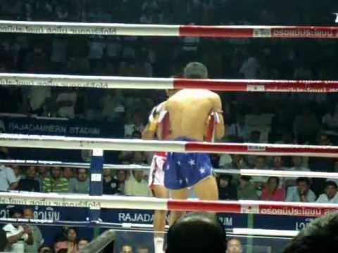 Sangmanee vs Roengsak KO