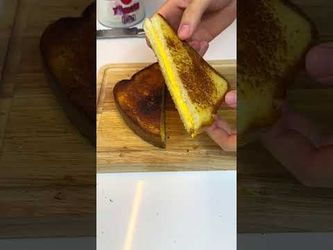 Grilled Cheese Methods, which one do you use? #grilledcheese #cheese #recipereview