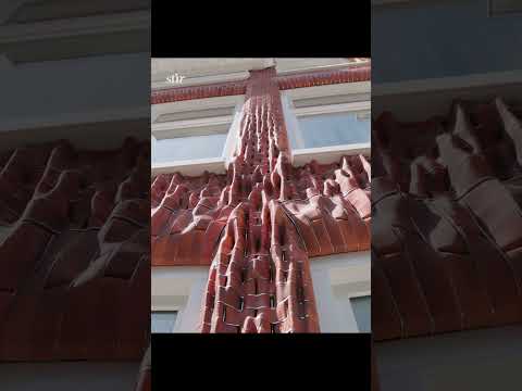Crafting waves: The poetic façade of Studio RAP’s 3D printed 'Ceramic House' | STIRworld.com