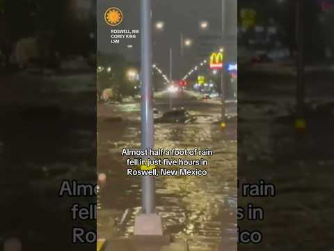 Flash flooding hits parts of New Mexico #shorts