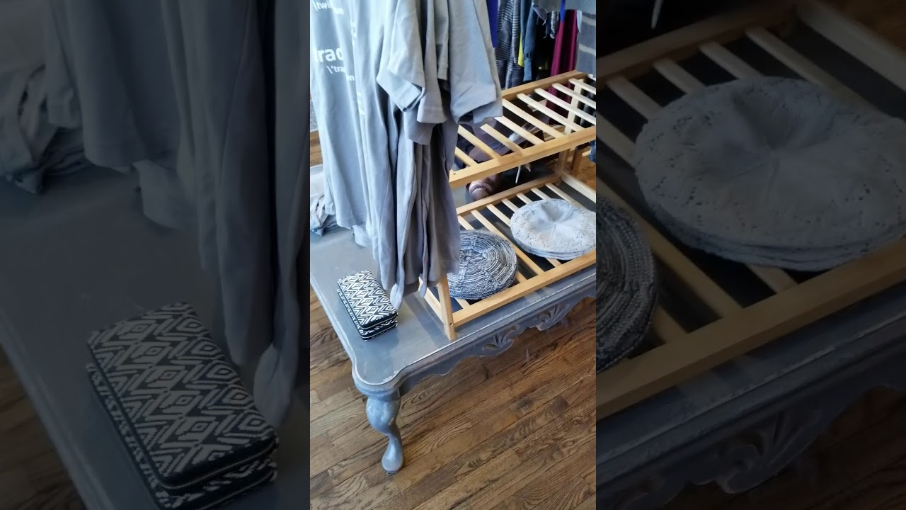 Vertical merchandising