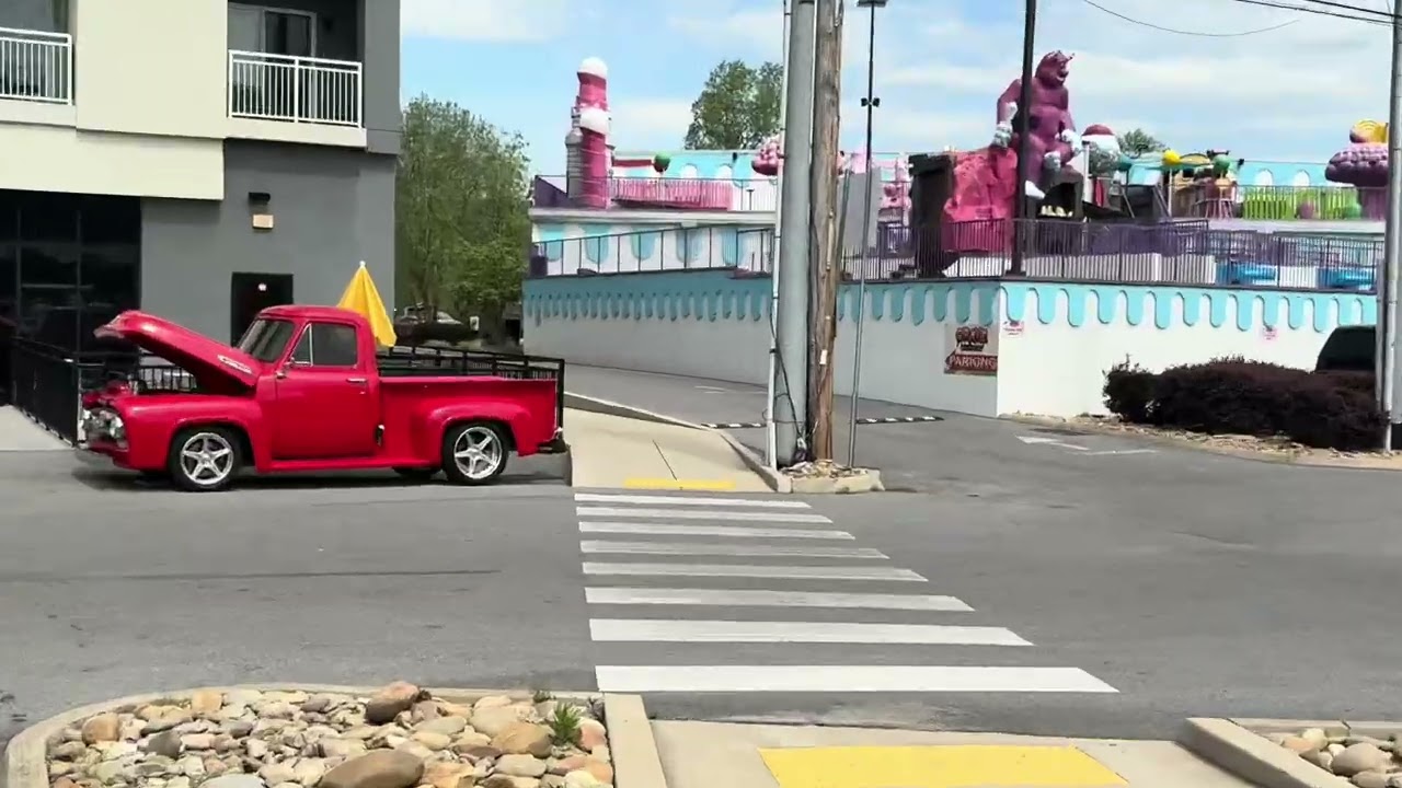 Pigeon Forge Spring Rod Run 2026