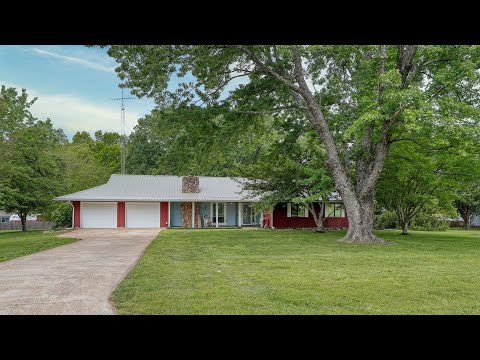 JUST LISTED! 204 State Ave. Lawrenceburg, TN