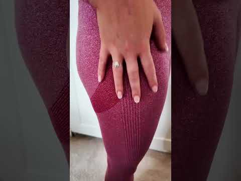 ASMR ๐ Try on the Define seamless scrunch #leggings with us! ๐๐ #activewear #gymwear #workoutwear