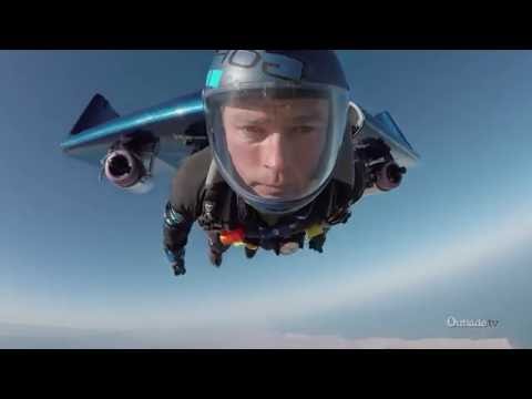 Jumping From a Helicopter With a Jetpack Is as Extreme as It Gets