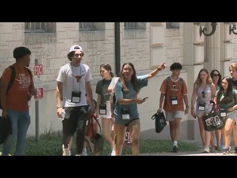 Freshman orientation at UT