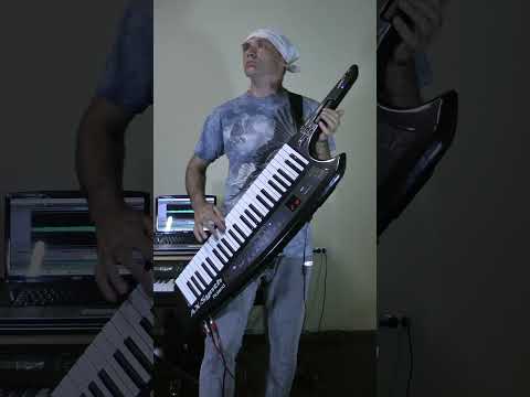 KISS - REASON TO LIVE on Roland AX-Synth KEYTAR. Guitar solo #shorts
