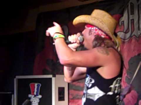 Bret Michaels - Look What the Cat LIVE from Ramshead in Annapolis, MD 4-21-11