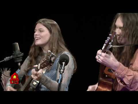 Mikki Zip - Somethin' To Write About