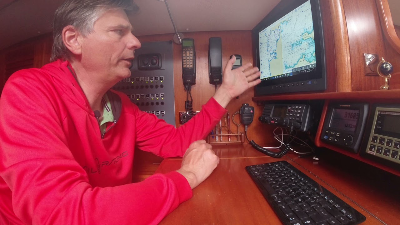 Comparing Raster and Vector Charts