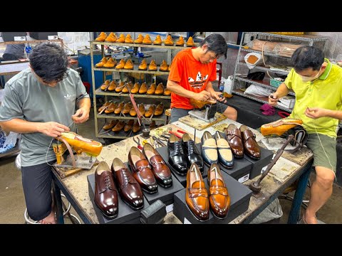 Proses pembuatan SEPATU KULIT. Pekerja terampil VIETNAM membuat SEPATU MEWAH dengan tangan.