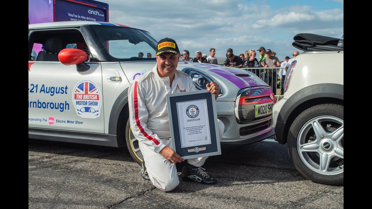 Electric MINI Cooper Sets Two Guinness World Records for Tightest ... Electric MINI Cooper Sets Two Guinness World Records for Tightest ...