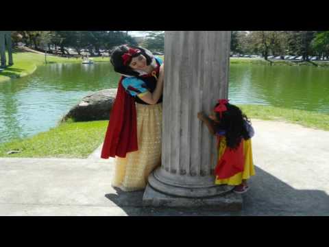 Branca de Neve em um Momento Mágico com a Manu ♥ / @valpersonagens