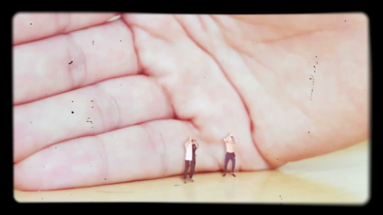 Giantess captured 2 tiny men