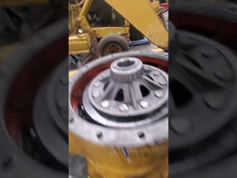Cat 416b Backhoe rear axle