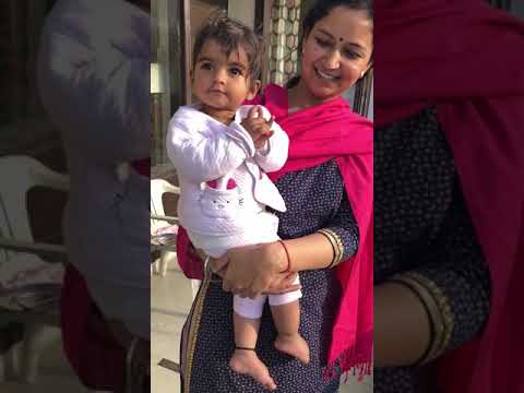 CLAPING FOR HER DAD DR RAVI GHAI