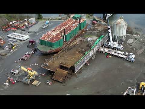 Deep Water Recovery ship breaking managed to remove the silo from the ...