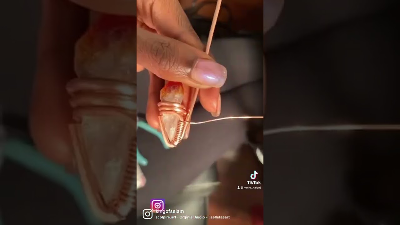 Wire wrapping crystals