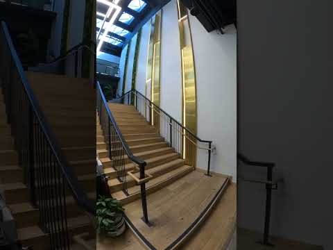 Real Broker’s new office in Scottadale Fashion Square Mall