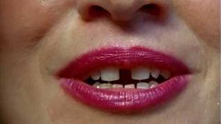 17 Reasons Gap Teeth Are Awesome